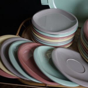 Mid Century Boonton Ware Bella Dinnerware Set - Etsy