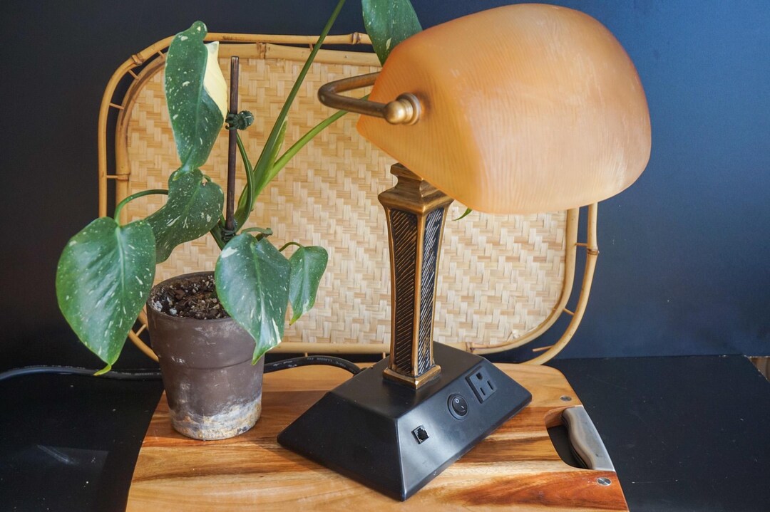 Vintage Bankers/lawyers Lamp With Pink Glass Shade and Brass Base - Etsy