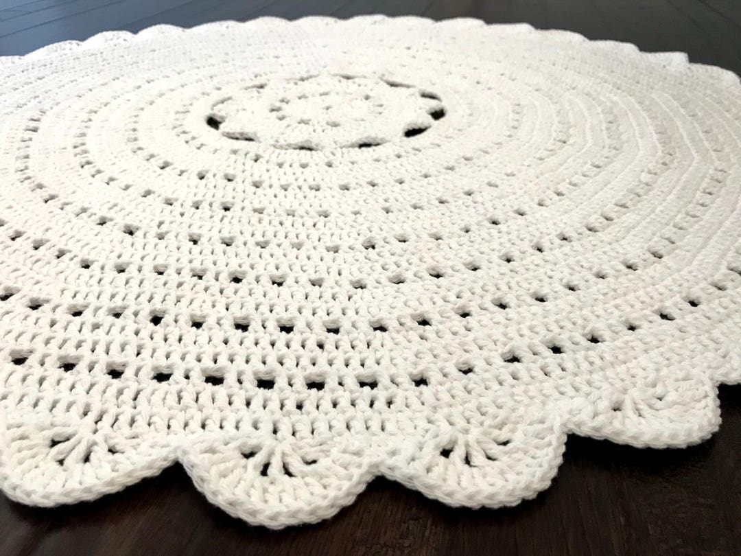 Modern Crochet Scalloped Round Rug - Etsy