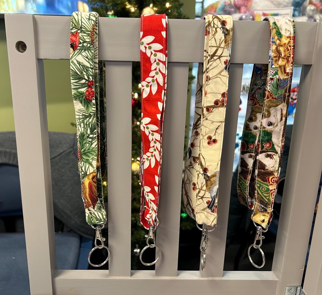 Christmas Lanyards-free SHIPPING- No More Losing Your Keys, Because ...