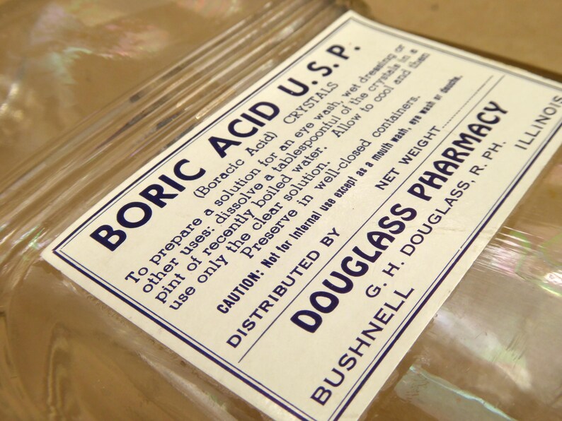Vintage Boric Acid U.S.P. Pharmacy Bottle - Douglass Pharmacy Bushnell ...