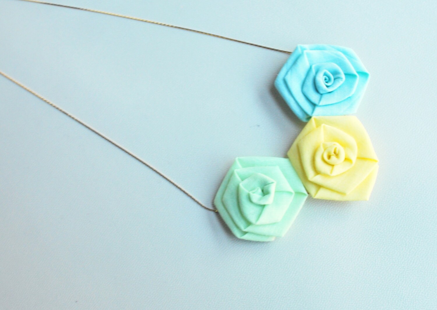 Fiber necklaceWoman necklaceRoses necklace fabricFiber | Etsy