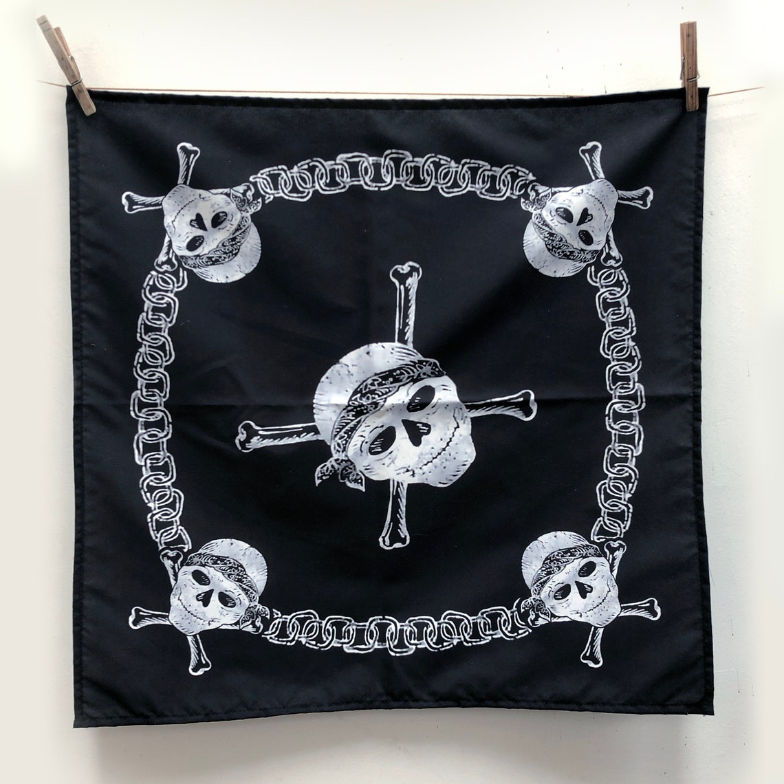 Black Skull and Chains Bandana Cosplay Halloween Costume - Etsy