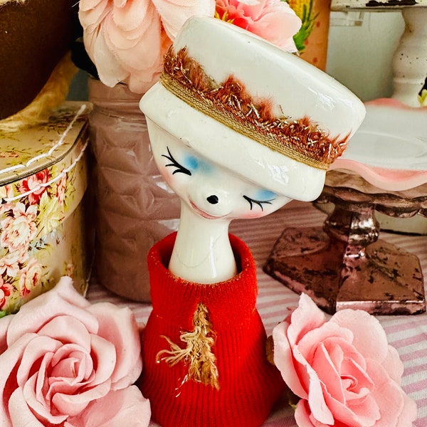 Kitsch Figurine - Etsy