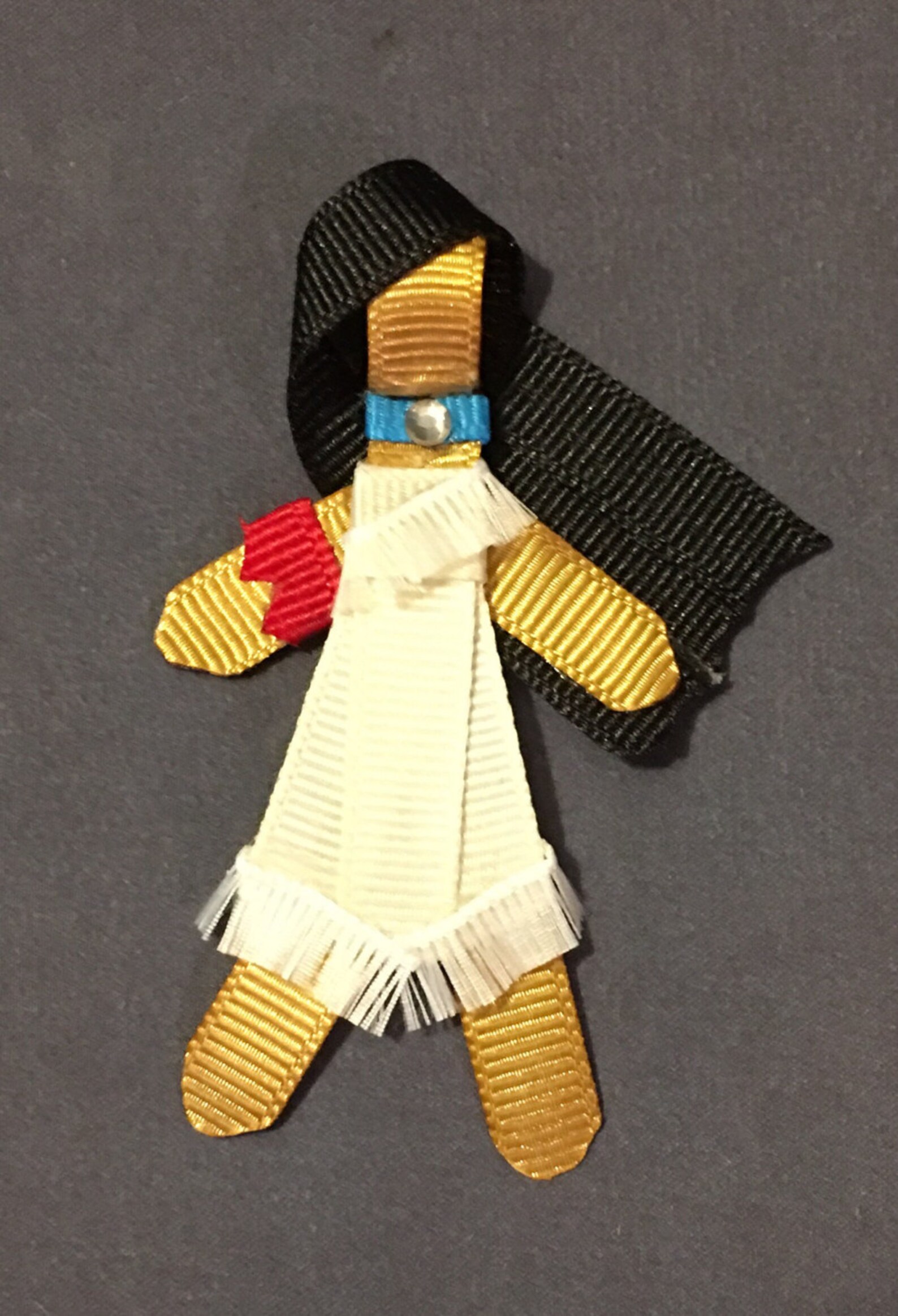 Pocahontas Ribbon Sculpture - Etsy