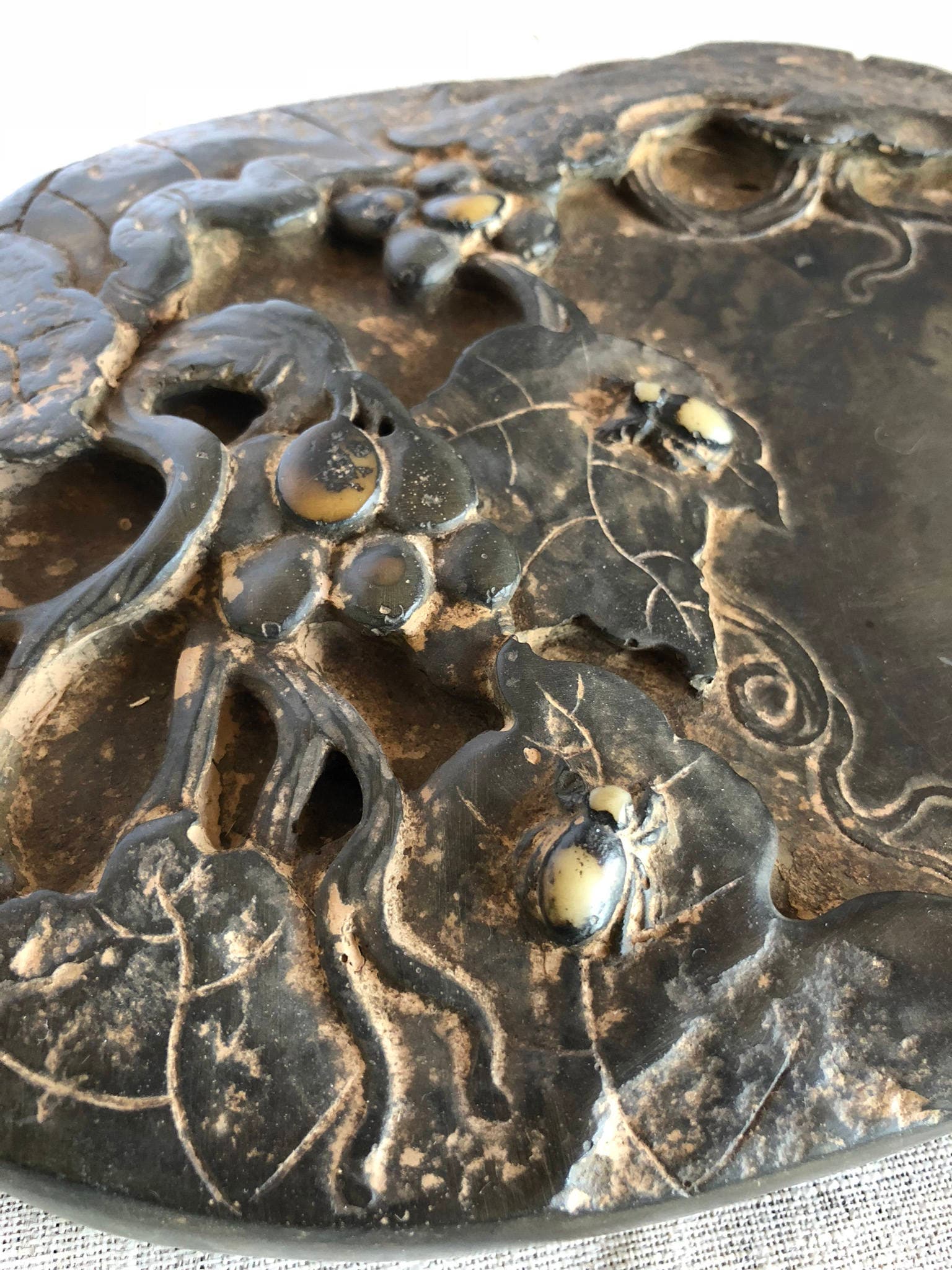 Hand Carved Spiders Around Pond Ink Stone vintage | Etsy