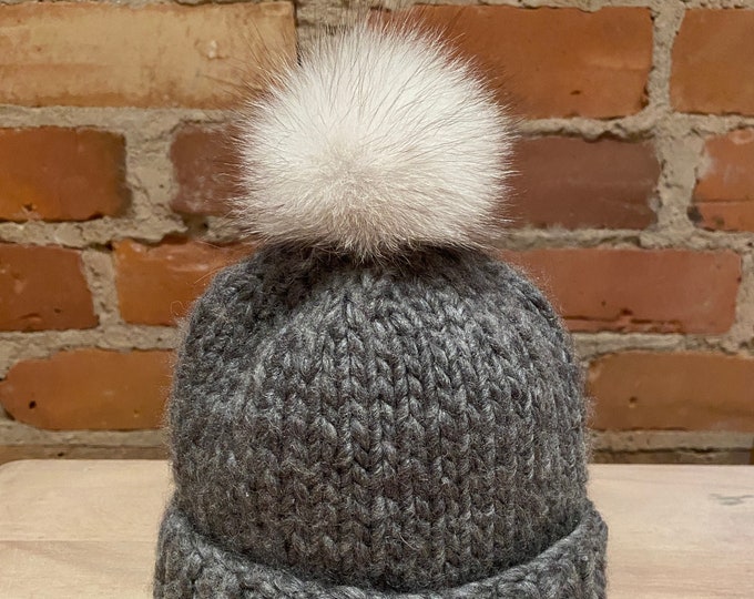 White Fox Pom Pom, Mini Grey White Fox Recycled Fur 2.5-inch Natural ...