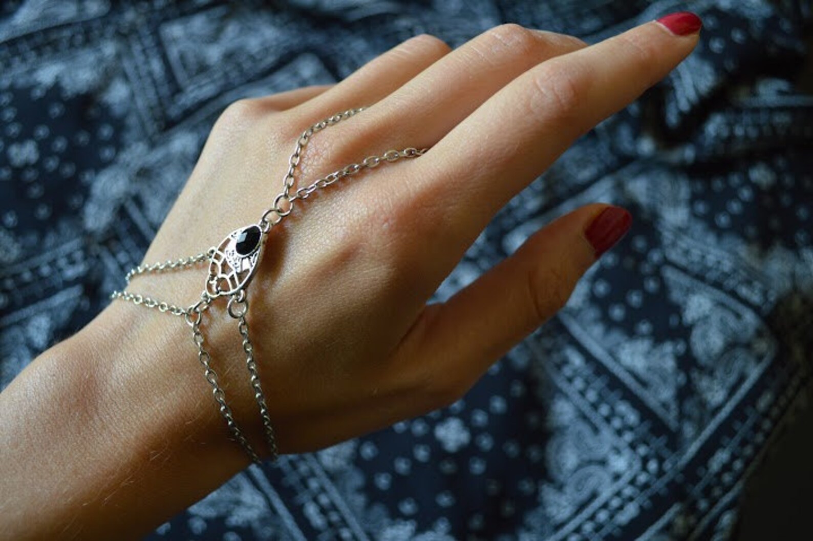 Layl Stainless Steel Connected Bracelet Bracelet Ring Hand - Etsy