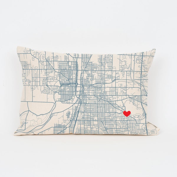 Map pillow - Etsy