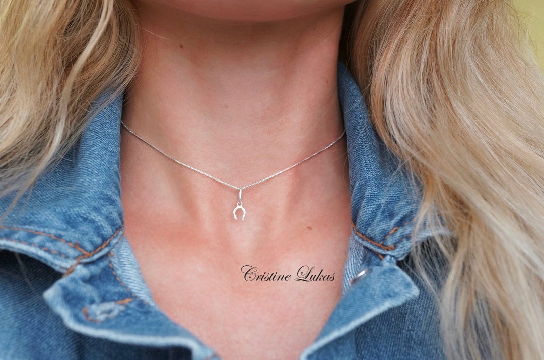 10K, 14K or 18K Solid Gold Mini Horseshoe Choker Necklace With Box Chain, Good Luck Pendant in ...