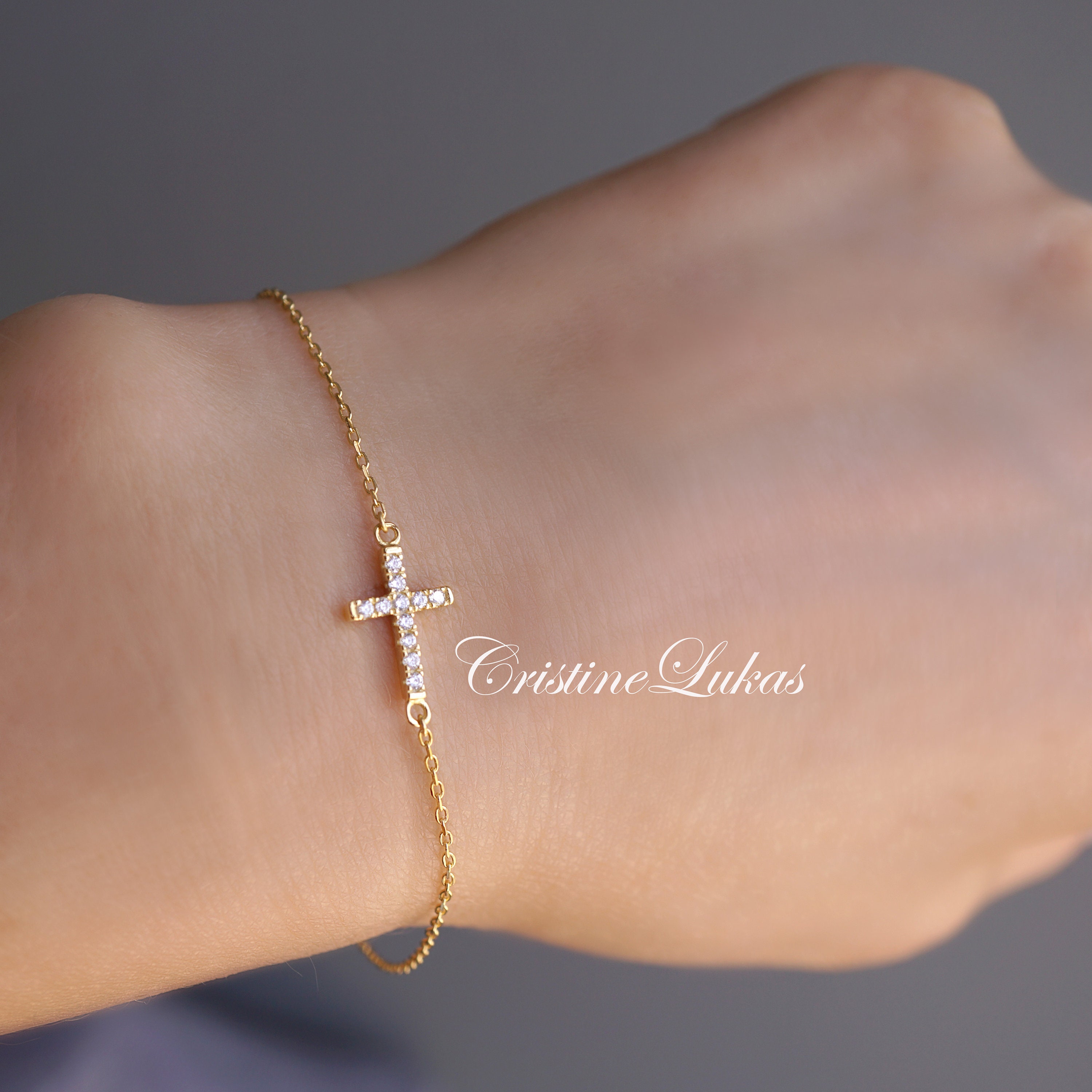 18k Yellow Gold Diamond Cross Bracelet - Etsy 18k Yellow Gold Diamond Cross Bracelet - Etsy