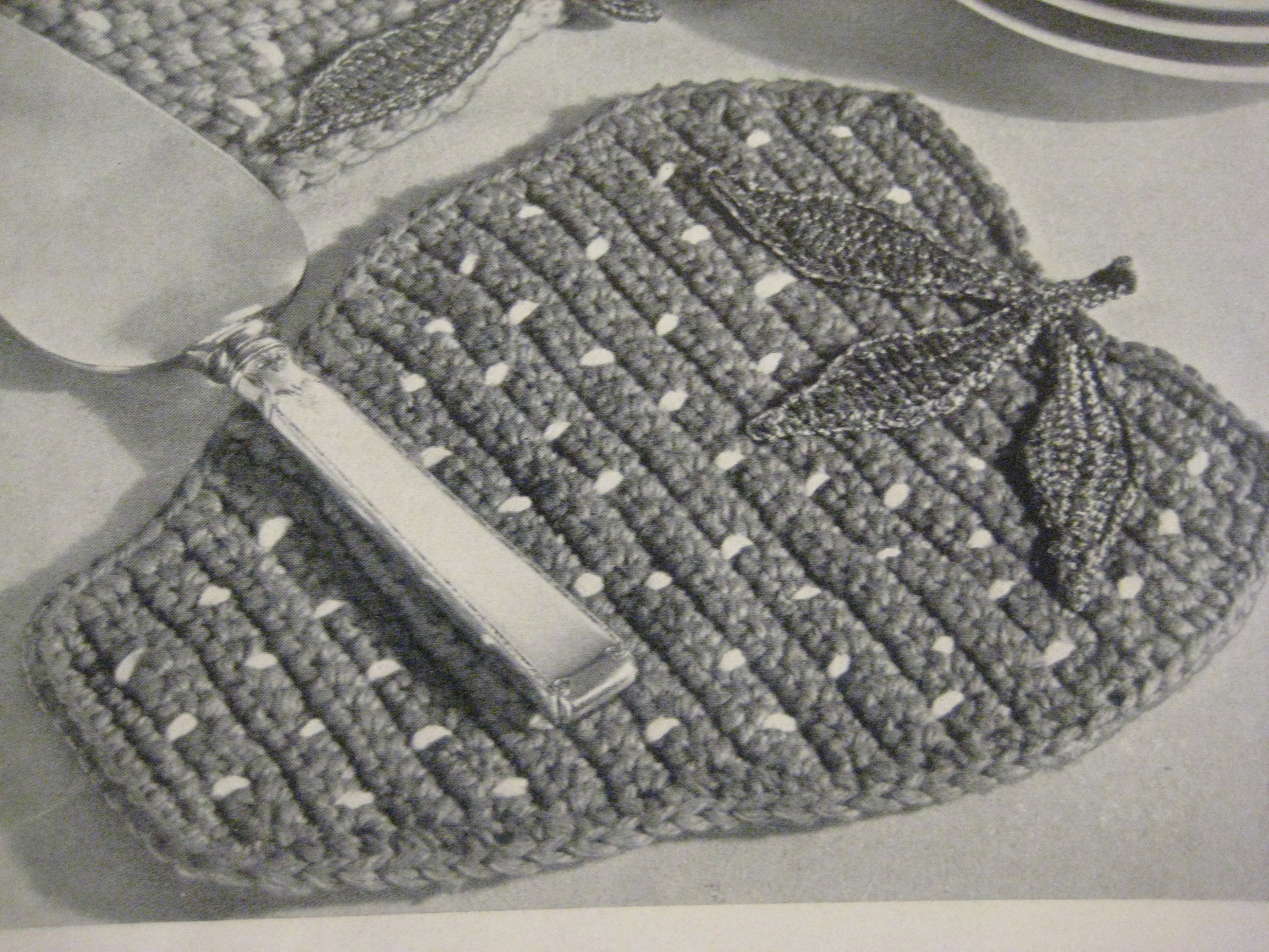 Vintage Crochet Hot Plate Mats Patrón 13 Diseños Fresa, Flor, Cereza ...