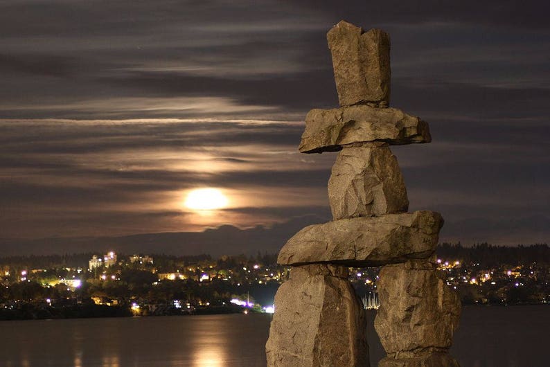 Large Inukshuk Pendant - Etsy