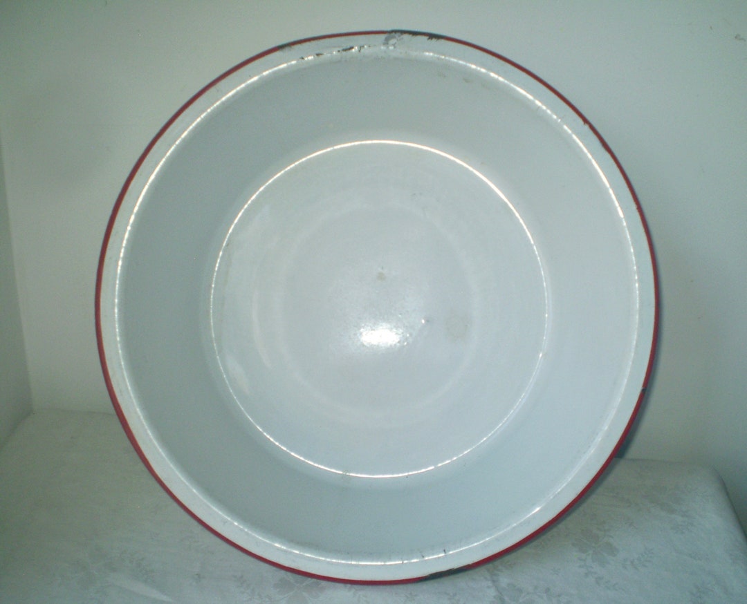 Vntg ENAMELWARE ROUND BASIN or Tub Large White Enamel Drink Tub Hand ...