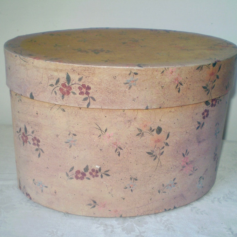 Old Hat Box - Etsy