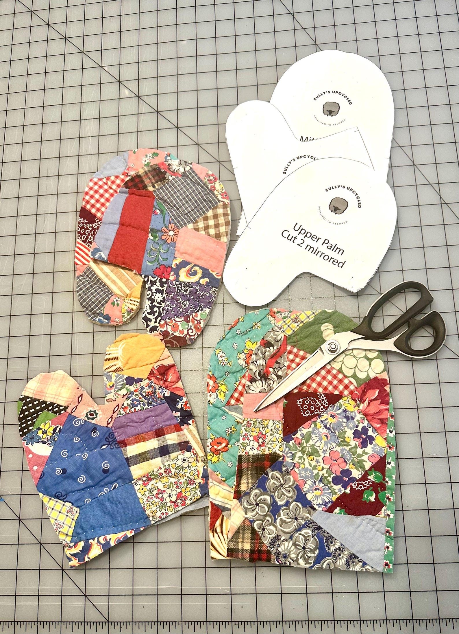 Upcycled Quilt Mittens Sewing Pattern: Woven Fabrics (digital Pattern ...