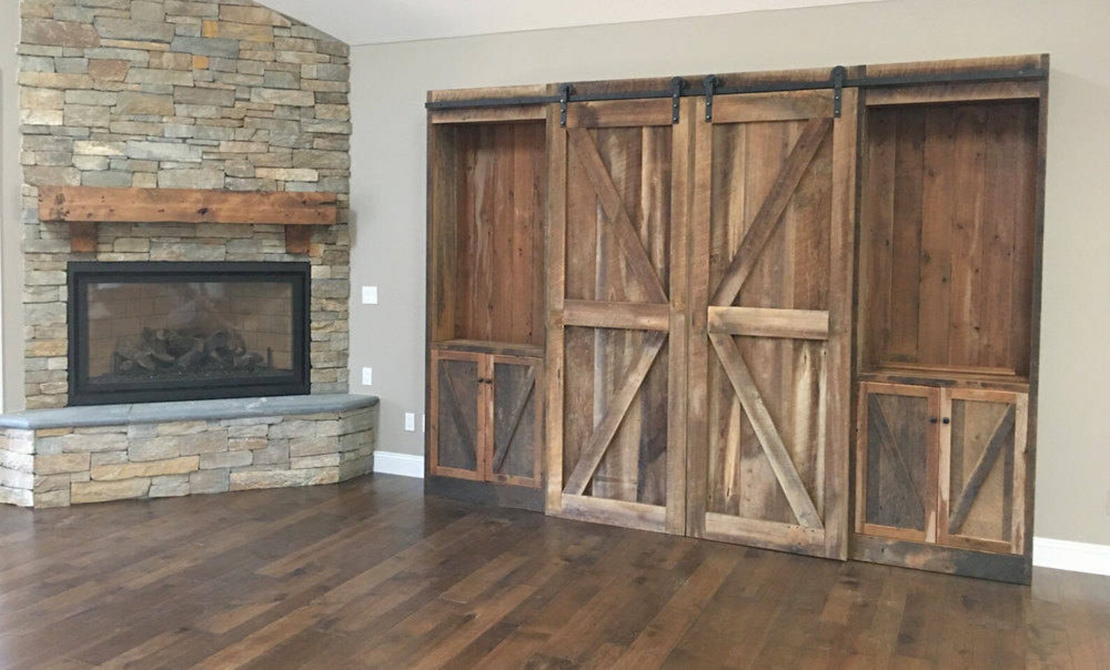 Entertainment Center Made of Reclaimed Rustic Pine Barn Wood With ...