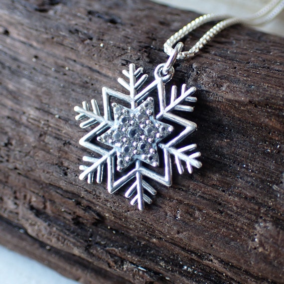 Sterling silver snowflake pendant store