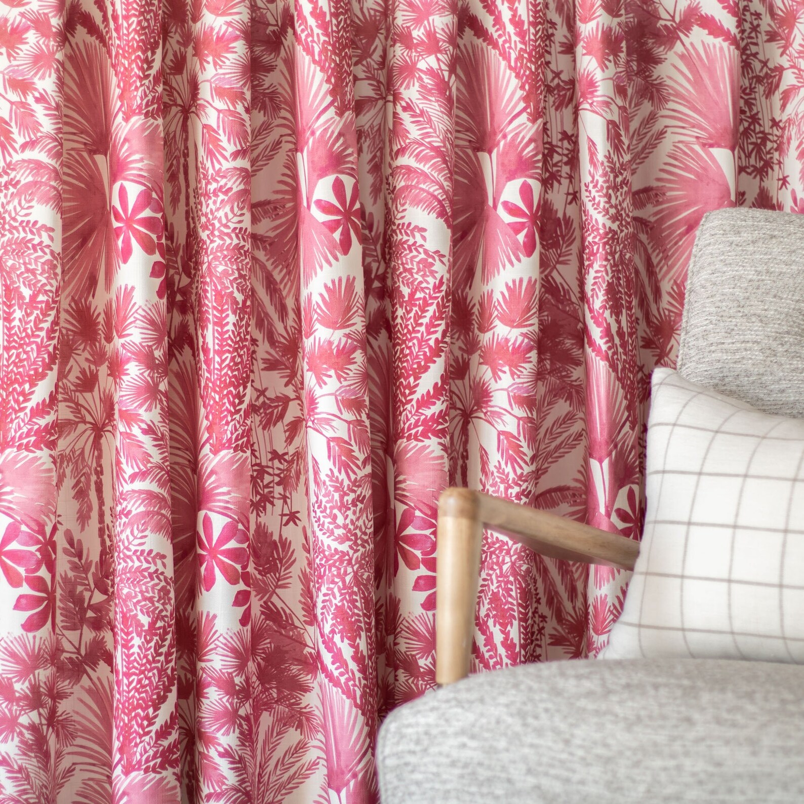 This Vibrant Multi-use Fabric Features an Abundant Collection - Etsy