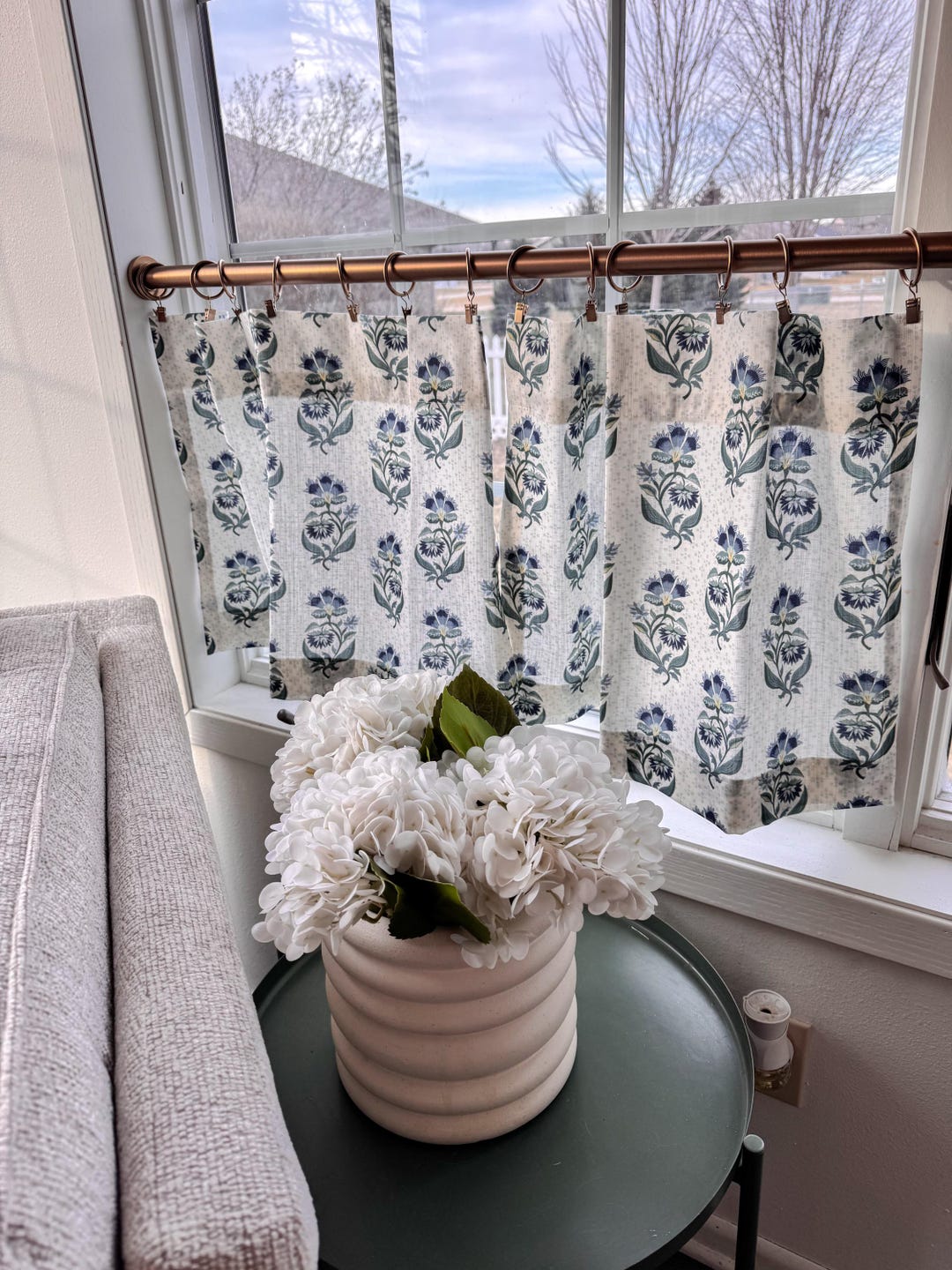 Cute Blue and Green Lacefield Poppy Block Print Cafe Curtains Perfect ...