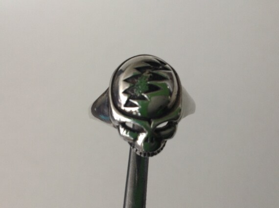 Sterling Silver Rocker Skull Ring, Signed c.1980 - Gem