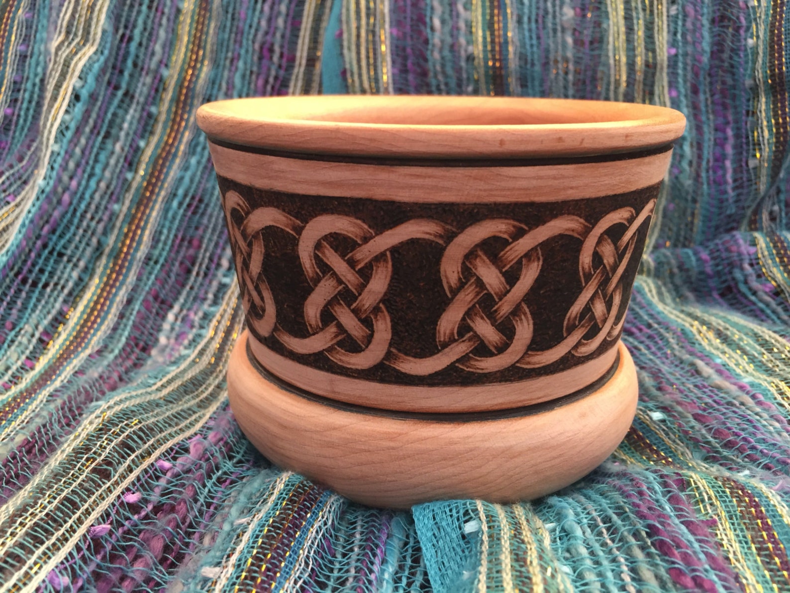 Woodburned Pyrography Celtic Knot Pattern Bowl / Pot - Etsy