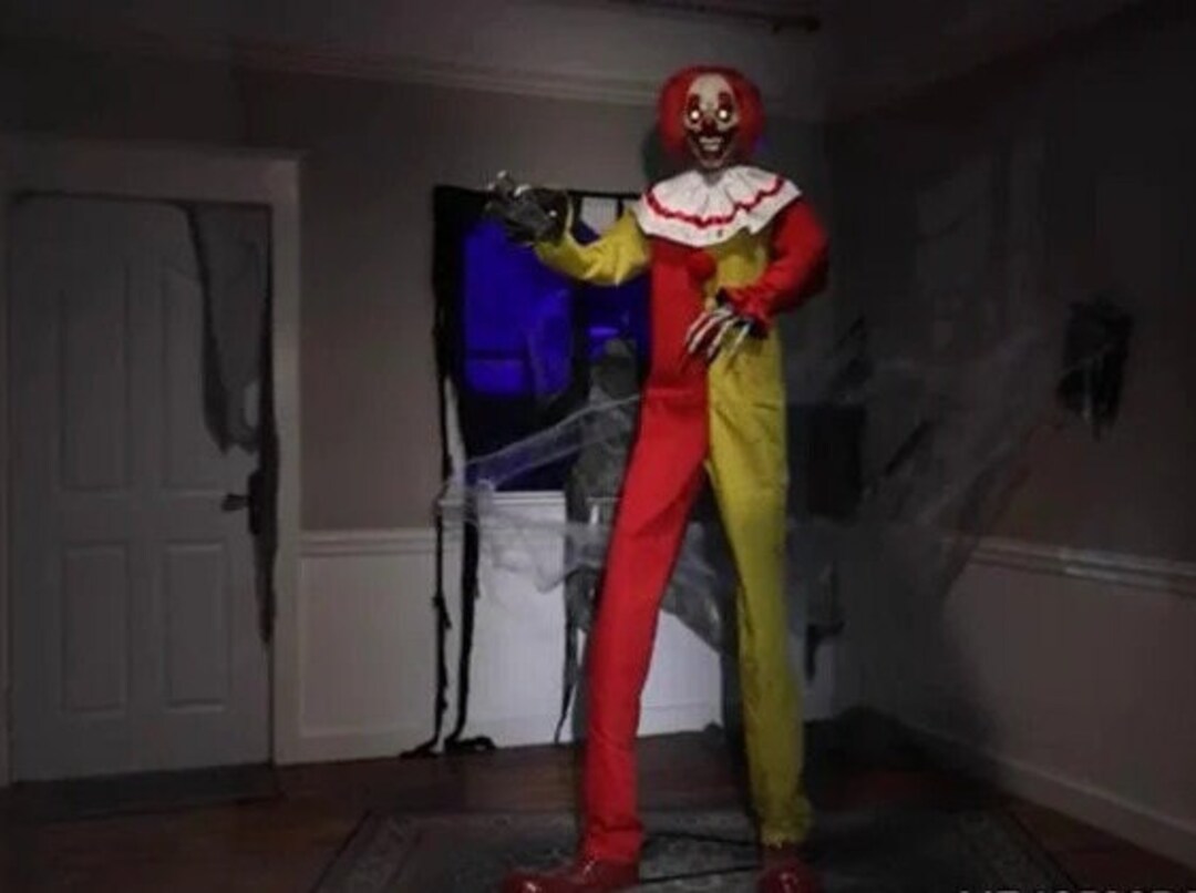 Lifesize Animation 7 Foot Pesky the Clown Evil Prop Halloween - Etsy