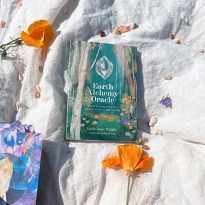 Earth Alchemy Oracle Deck With Plants, Flowers and Crystals, Botanical ...