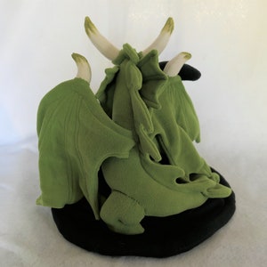 PDF Pattern Witches Hat With Dragon 19 Inches High Comfy Fleece - Etsy