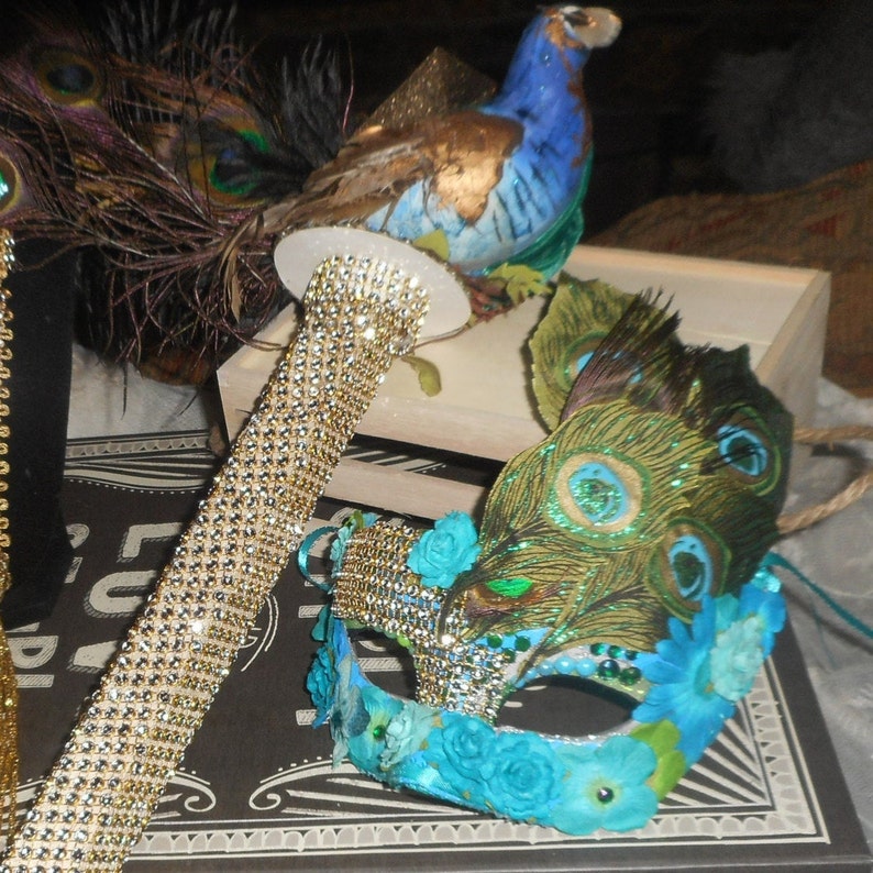 Peacock Costume Set - Peacock Masquerade Mask With Peacock Bird on a ...