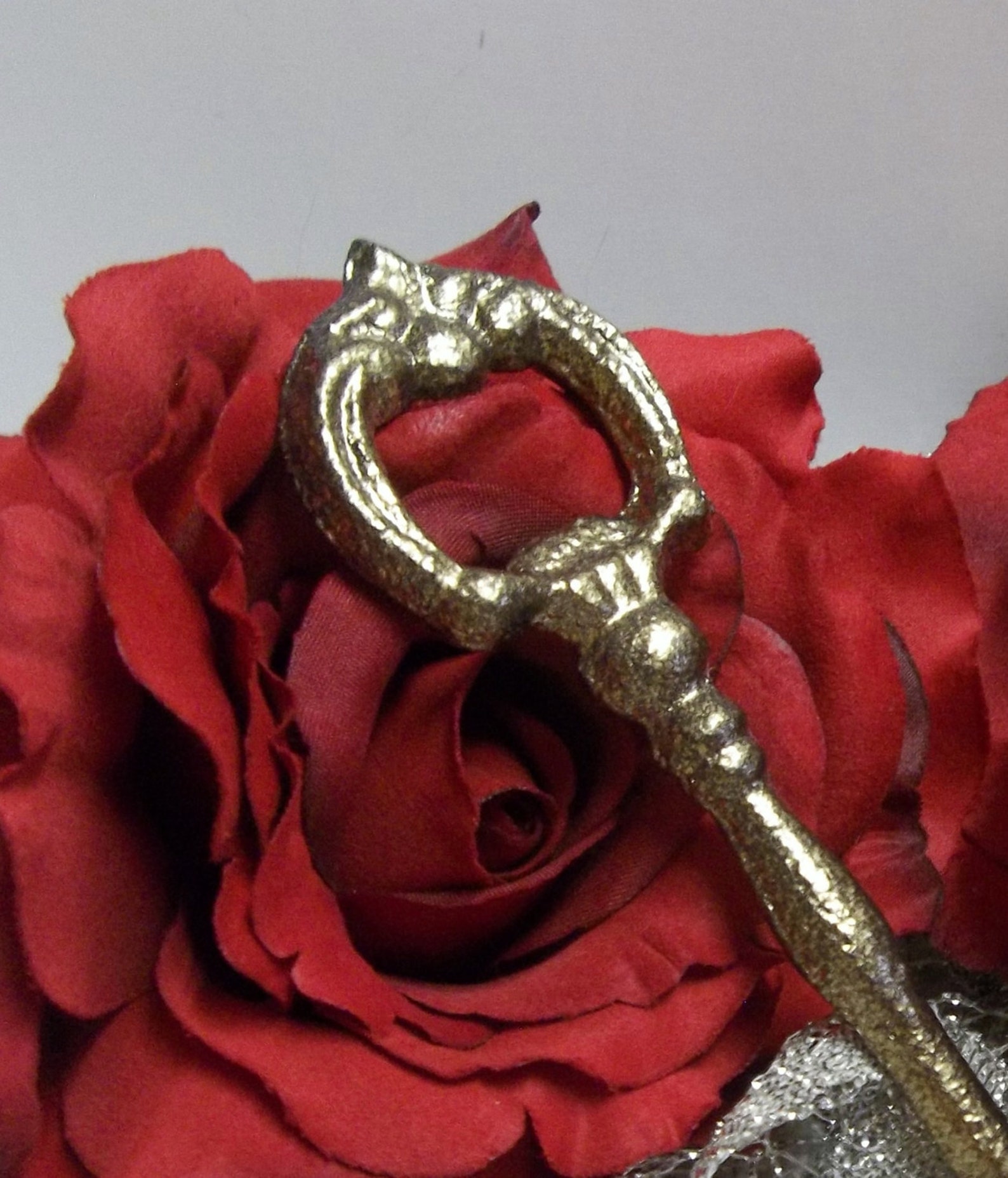 Skeleton Key Bottle Opener Home Decor Rustic Metal Cast Iron Kitchen ...