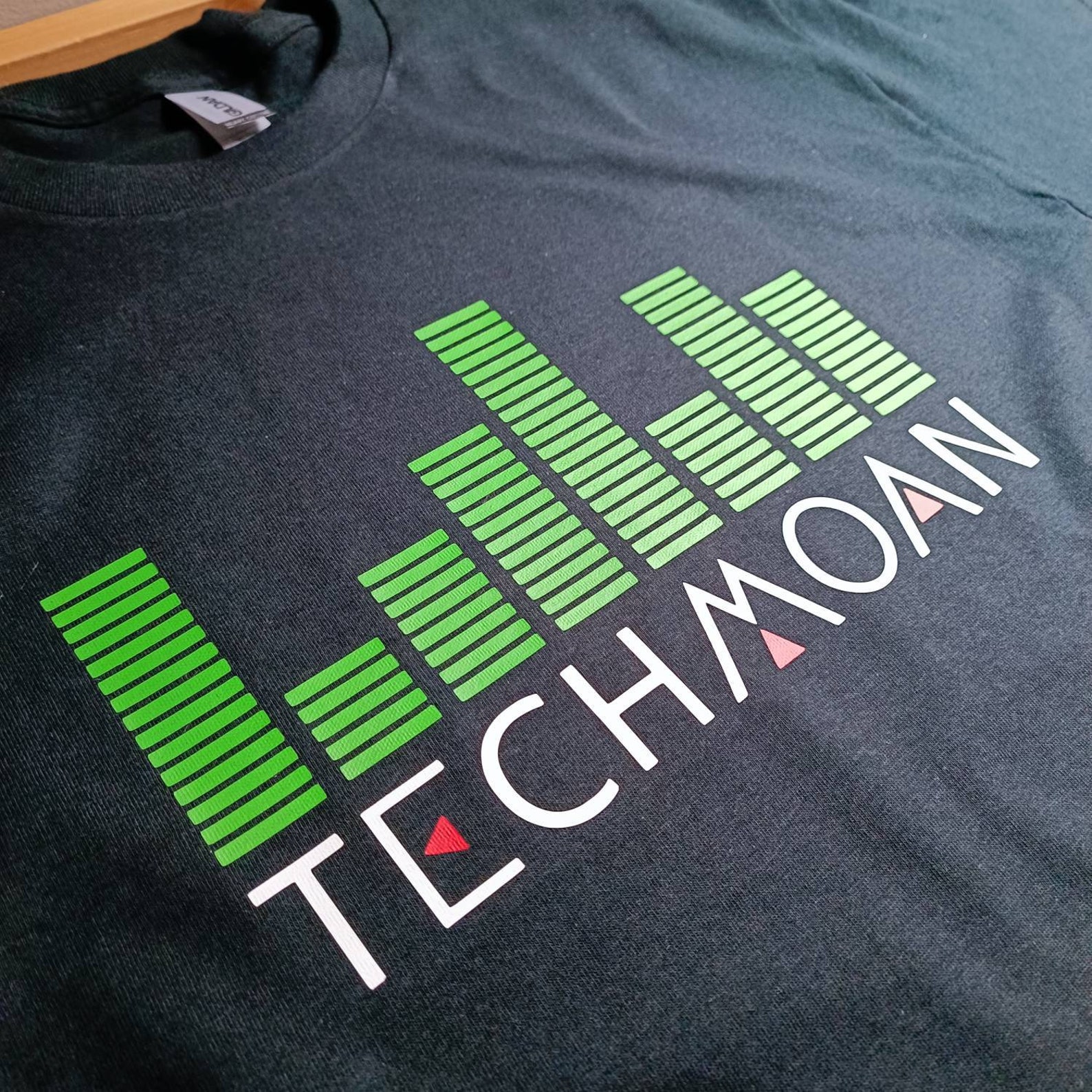 Techmoan Graphic Equalizer Logo Tshirt | Etsy