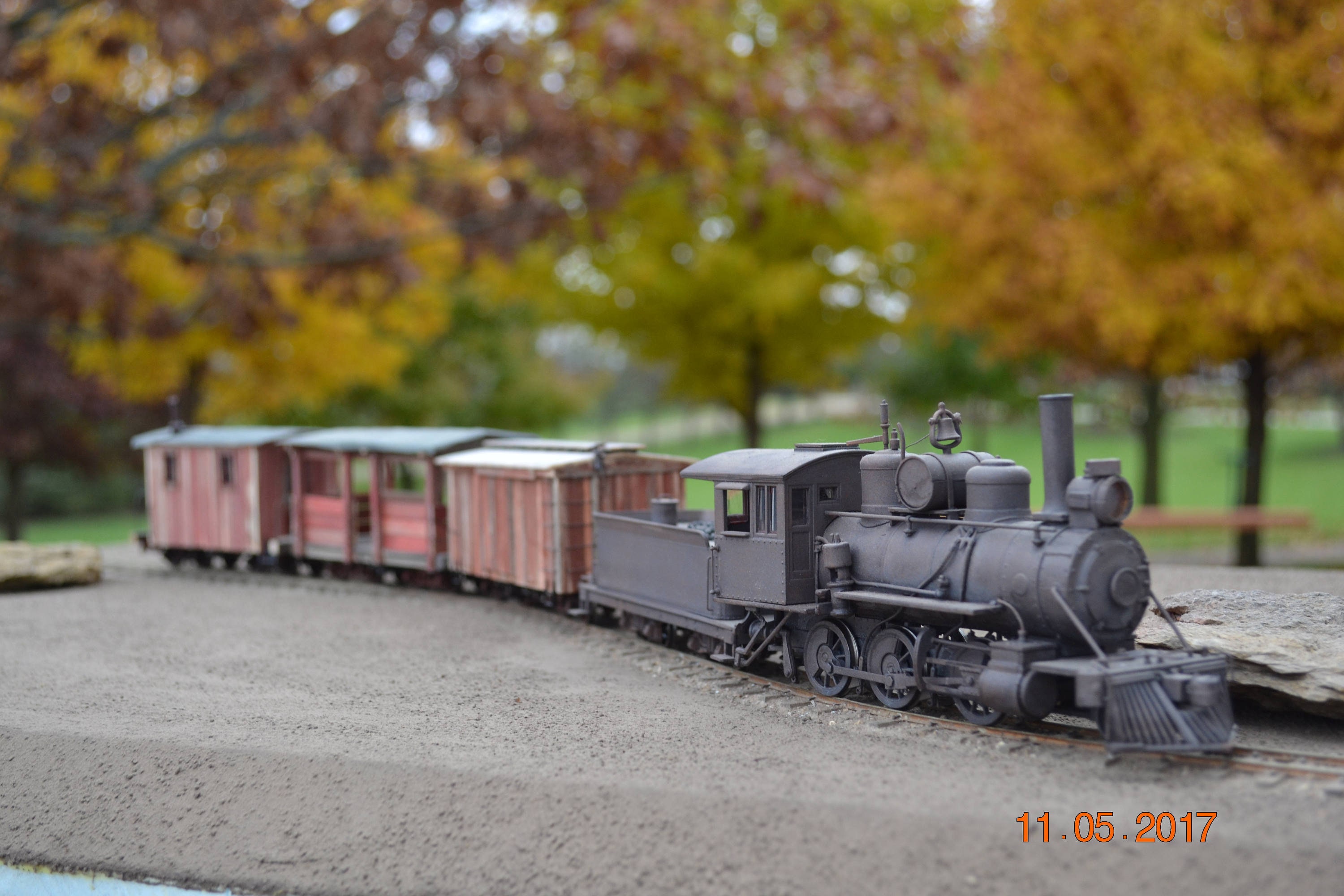 Which scale? Advice wanted. : r/modeltrains