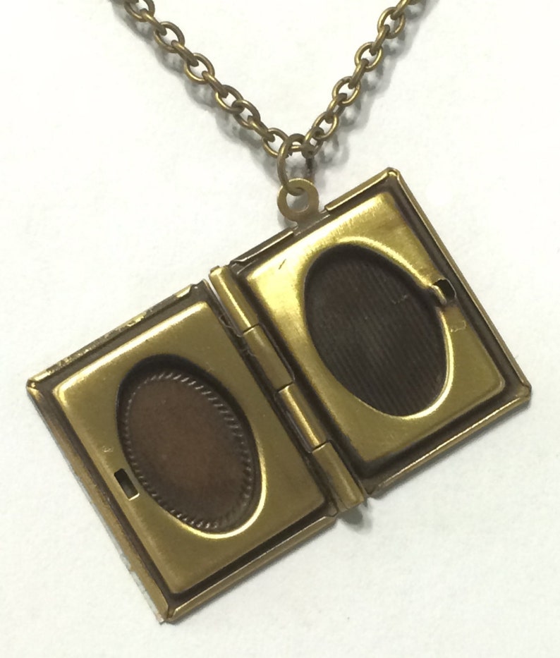 Jane Eyre Book Cover Locket | Etsy