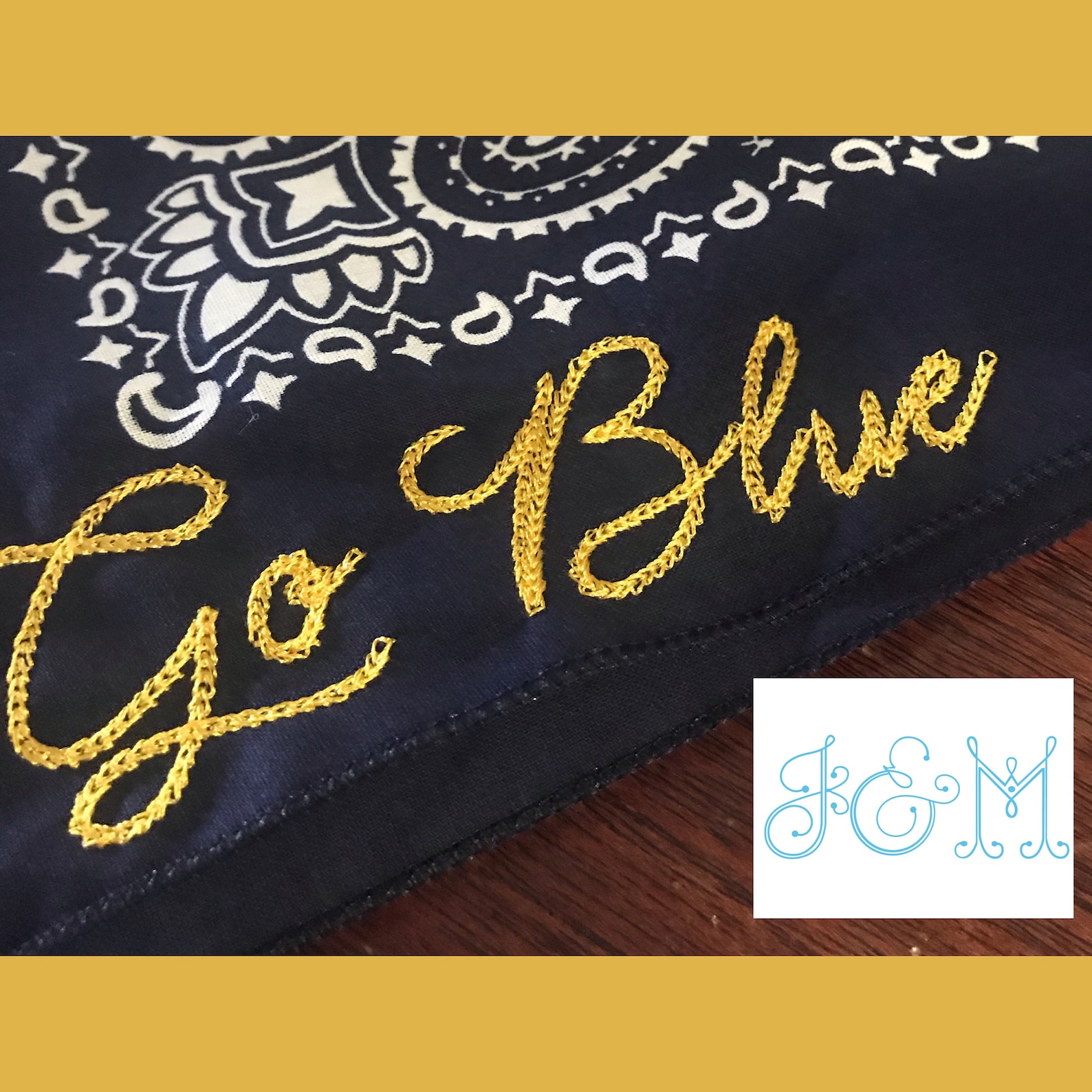 Molly Jane Cursive Script Retro Style Chain Stitch Bean Stitch ...
