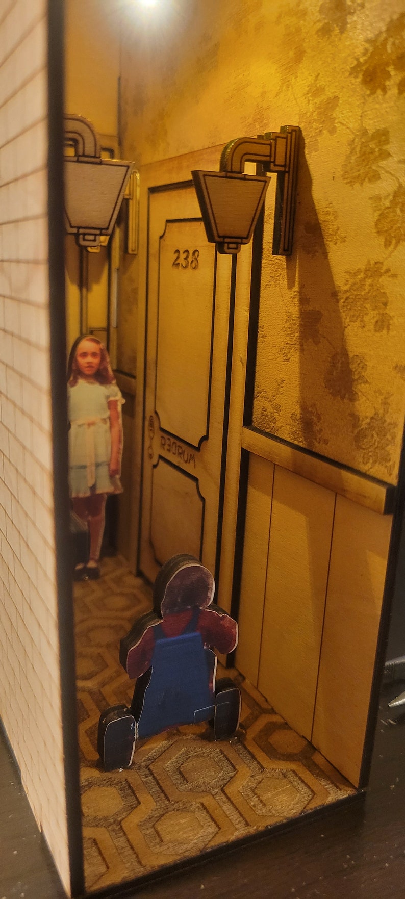 Book Nook Based on a Popular Horror Book by Stephen King and Filmed by ...