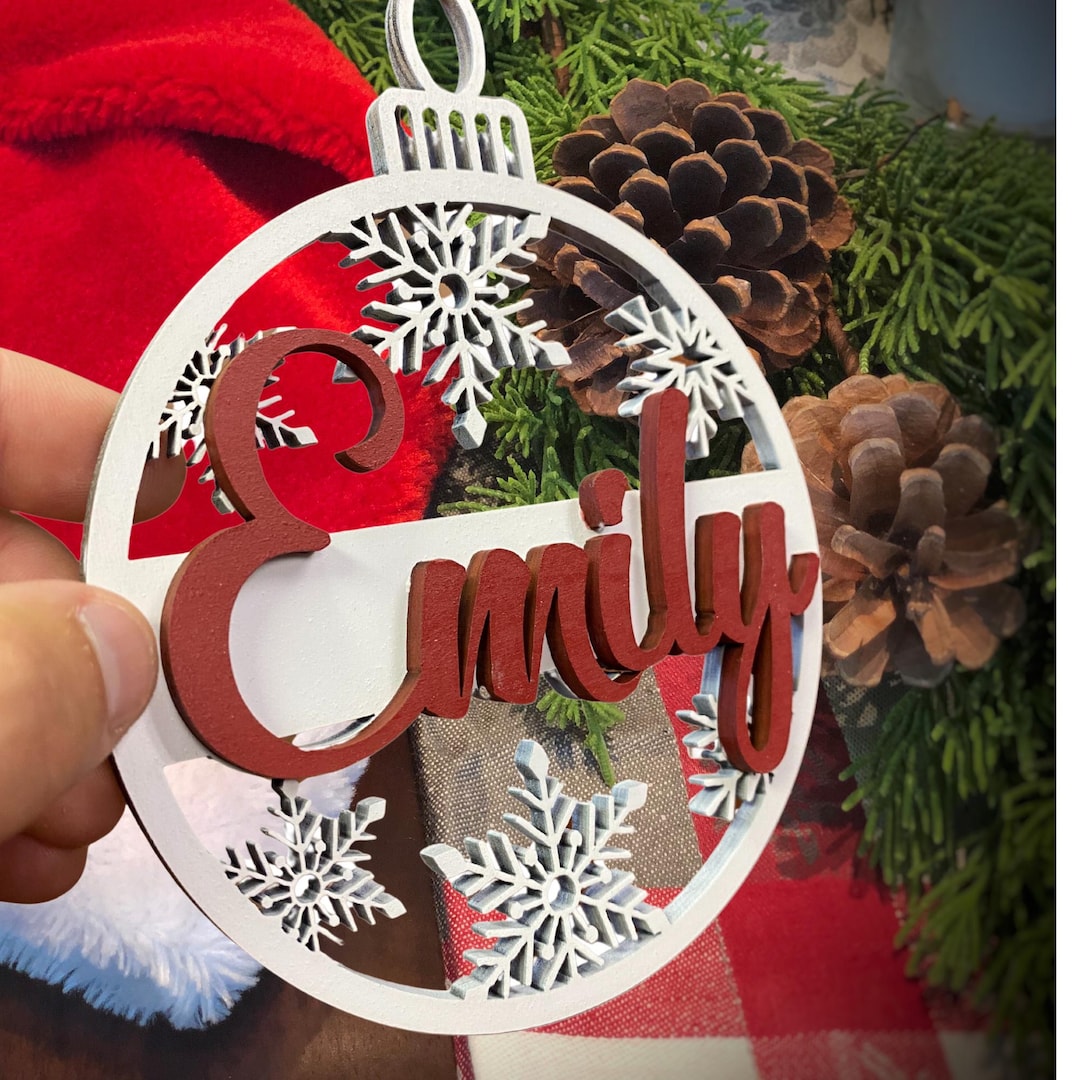Personalized Snowflakes Christmas Tree Ornament - Add Your Name ...