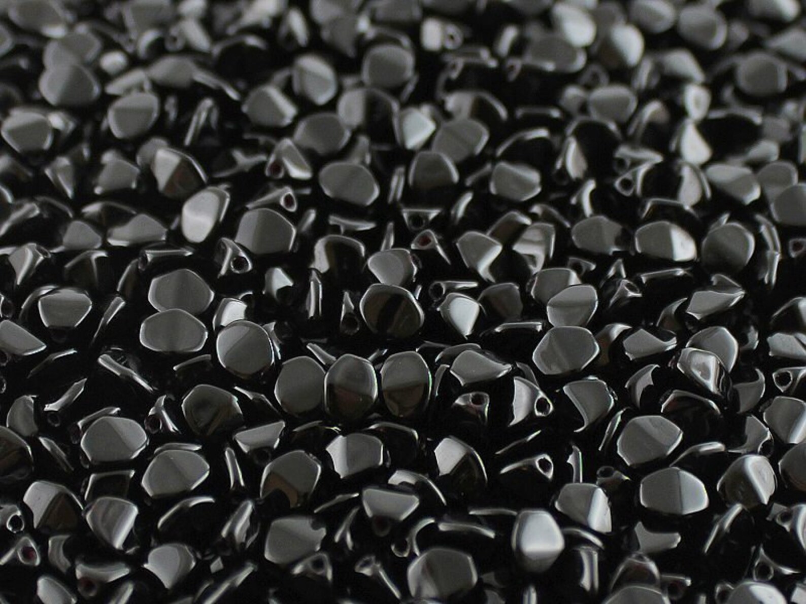 50pcs Czech Glass Pinch Beads 5x3.5mmjet Black PCH040 - Etsy