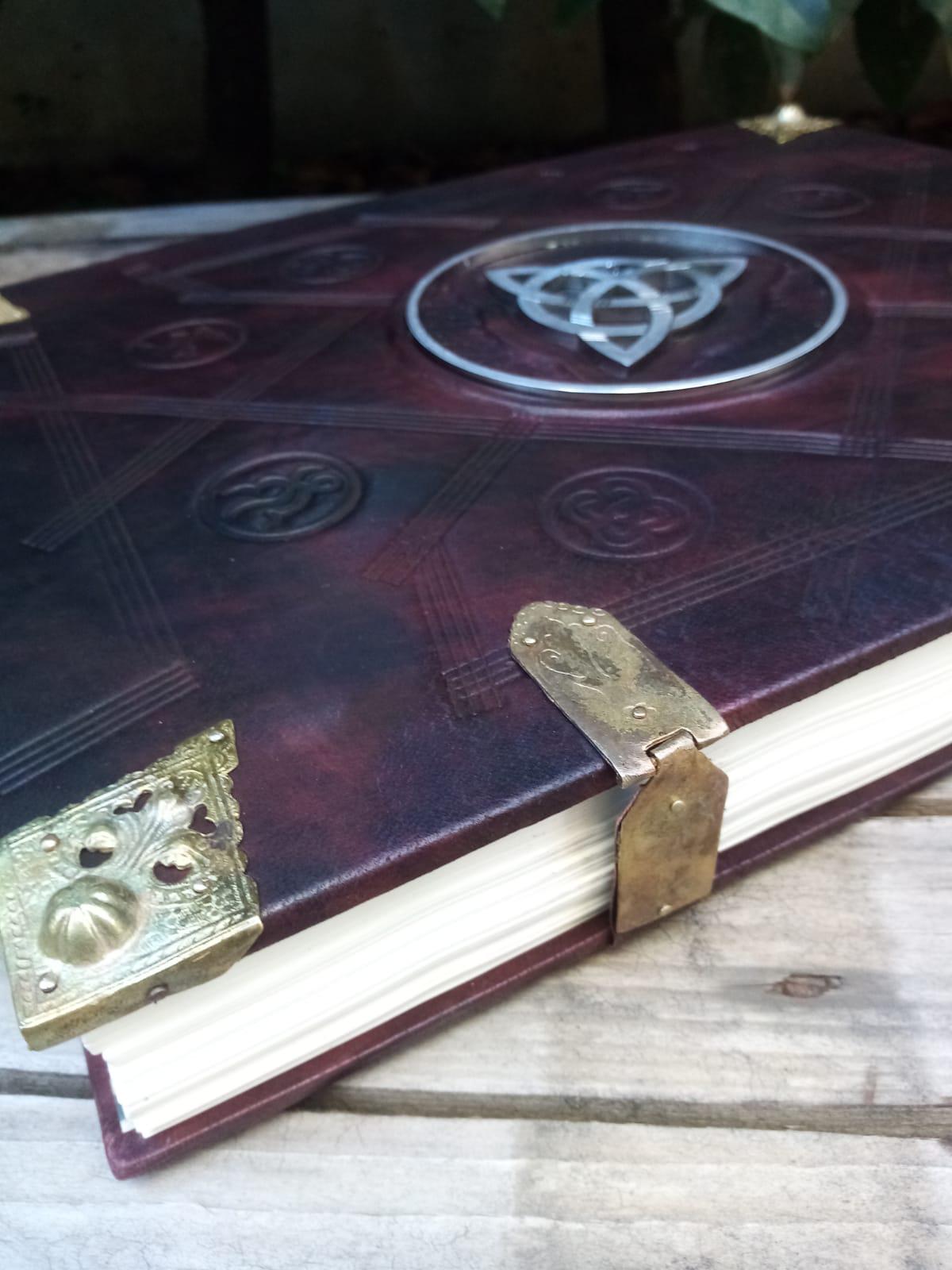 Vera Book of Shadows, Charmed Reboot Replica - Blank Pages - Etsy