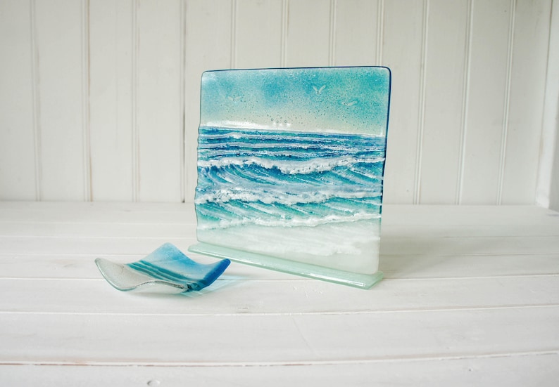 Square Wave Stand 22x20cm8 1/2x7 3/4 Breaking Glass - Etsy