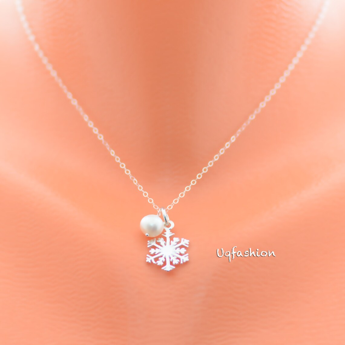 Simple snowflake necklace delicate tiny necklace bridesmaid | Etsy