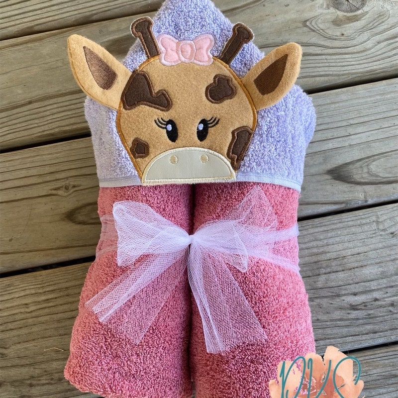 Giraffe Bath Towel - Etsy
