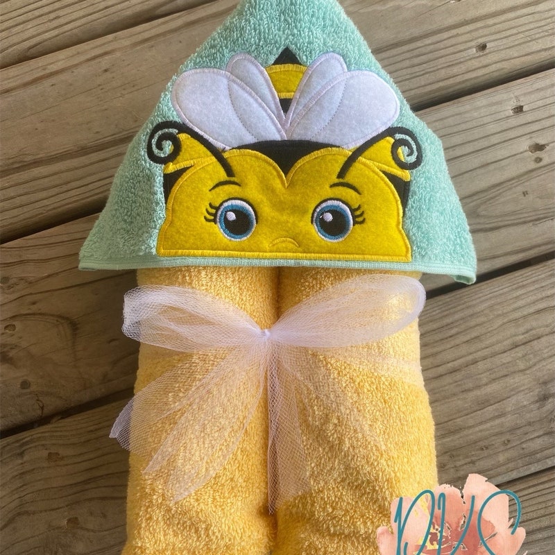 Bumblebee Bath - Etsy