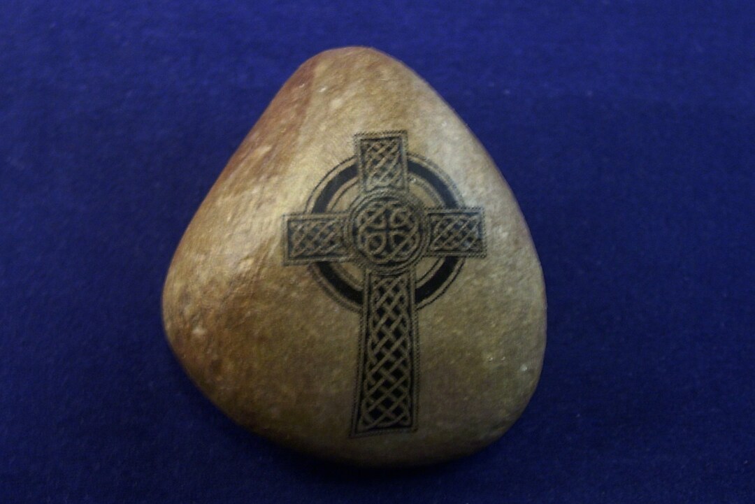 Celtic Christian Cross Jesus Christ River Rock Holy Bible Scottish ...