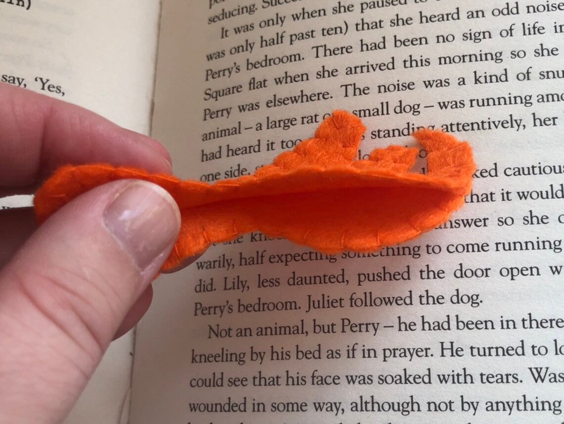 Dinosaur Felt Corner Bookmark Bookworm Book Accessory - Etsy UK