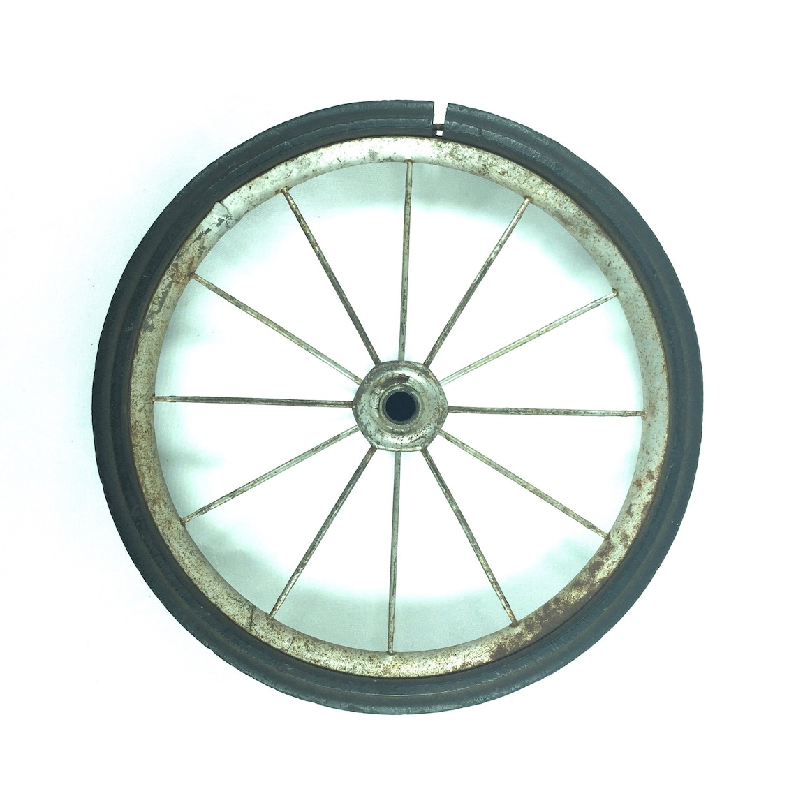 Vintage Wheel From a Small Cart or Buggy | Etsy