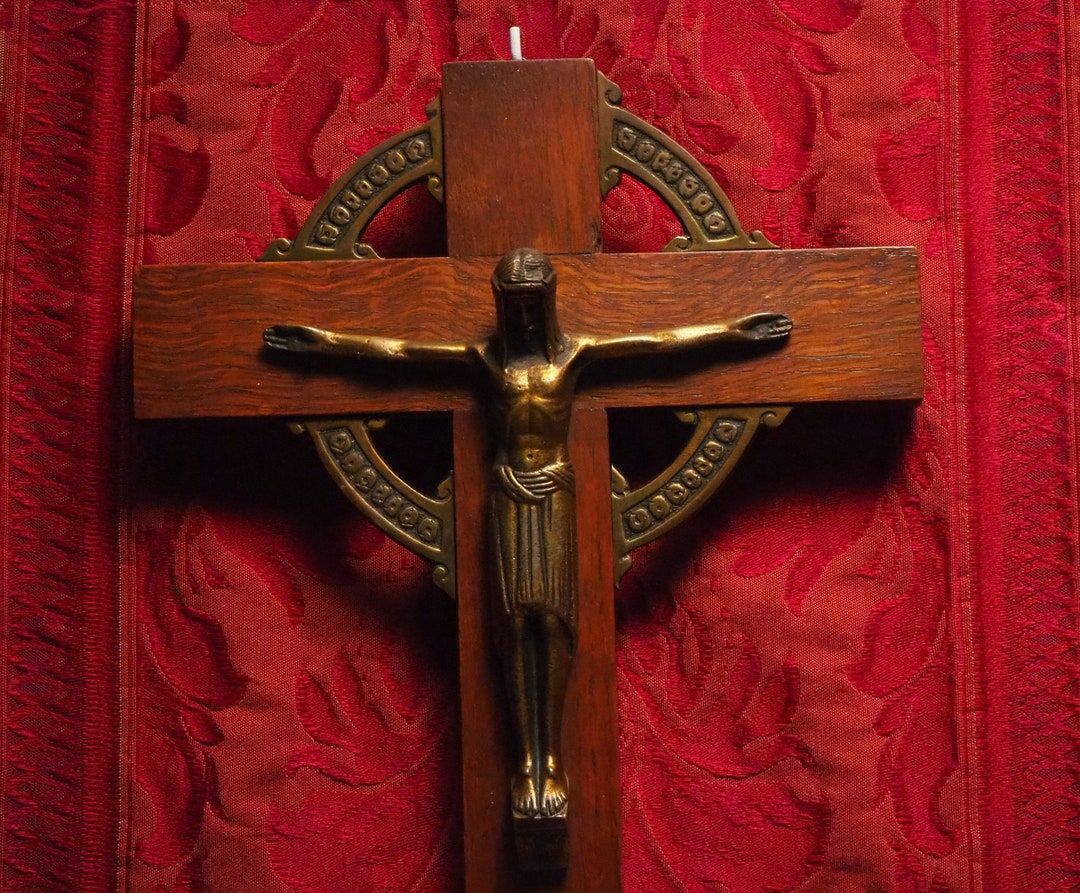 Antique Wall Hanging Art Deco Religious Brass Corpus on a Wooden Cross ...