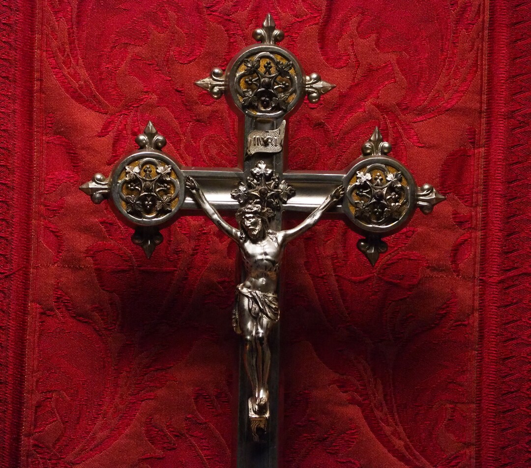 Antique French Religious Silver Look Altar Crucifix Cross Fleur De Lis ...