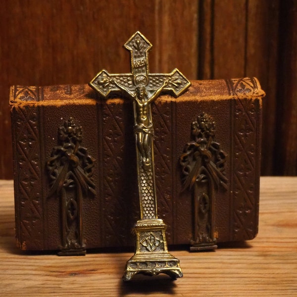 Gothic Crucifix - Etsy