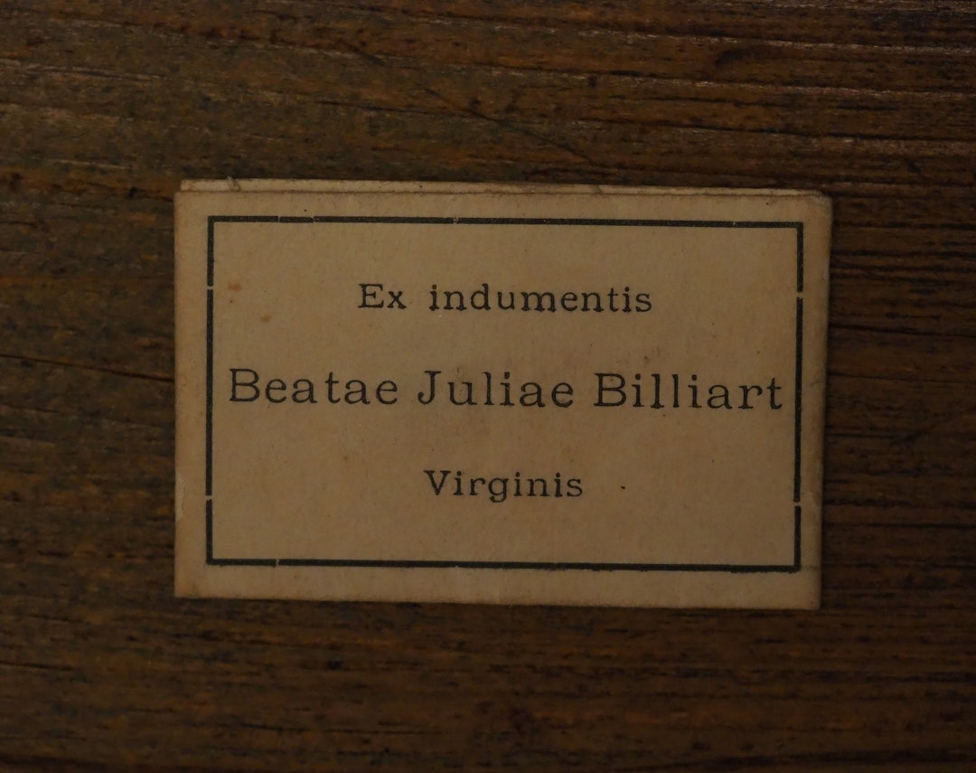 Antique Religious Paper Reliquary Relic From the Garments of the ...